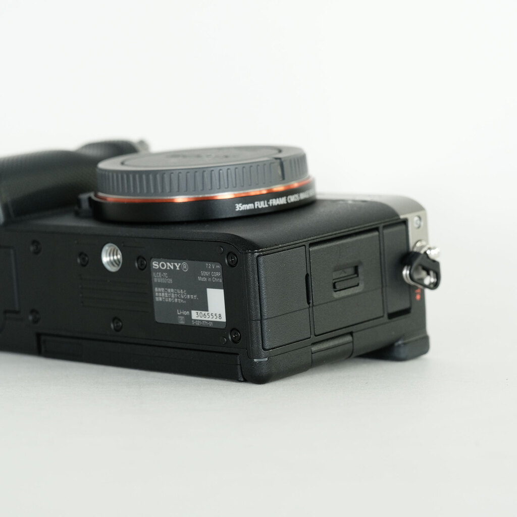 SONY α7C（ILCE-7C）の出品 | ONE SCENE（ワンシーン）