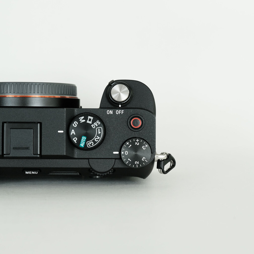 SONY α7C（ILCE-7C）の出品 | ONE SCENE（ワンシーン）