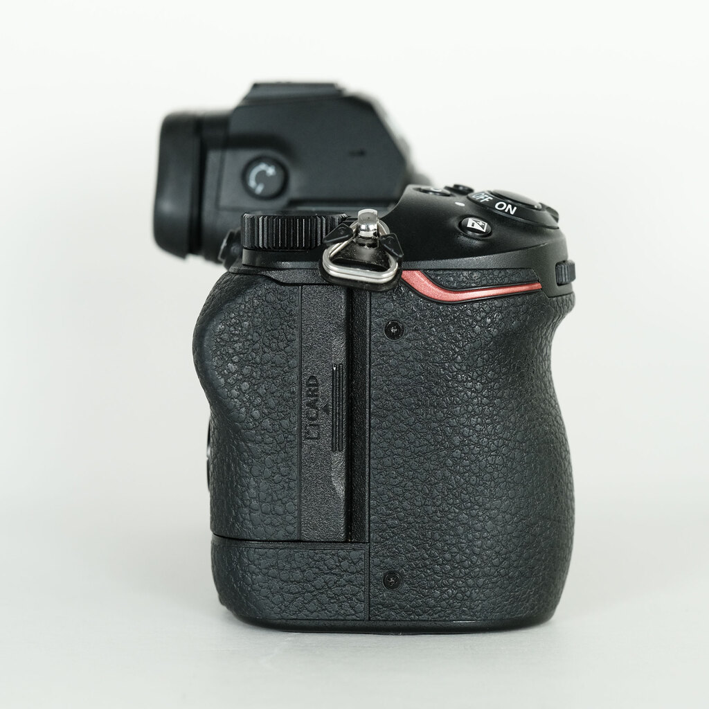 Nikon Z6IIの出品 | ONE SCENE（ワンシーン）