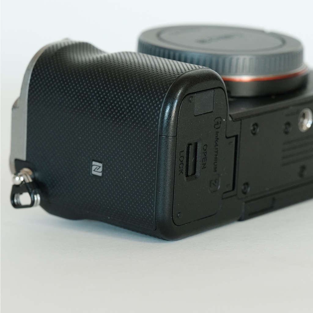 SONY α7C（ILCE-7C）の出品 | ONE SCENE（ワンシーン）