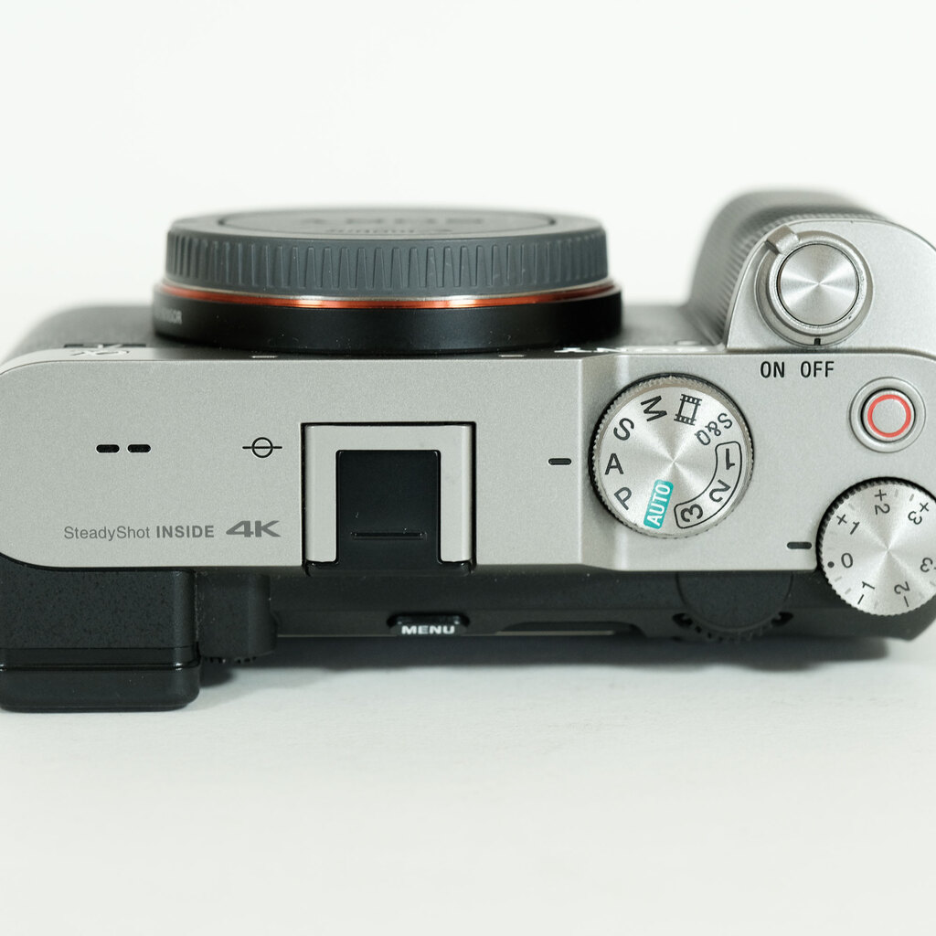 SONY α7C（ILCE-7C）の出品 | ONE SCENE（ワンシーン）