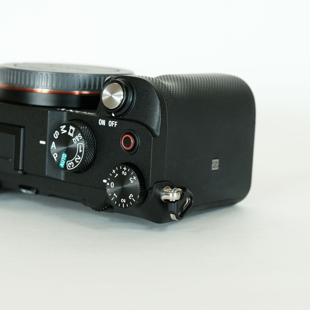 SONY α7C（ILCE-7C）の出品 | ONE SCENE（ワンシーン）