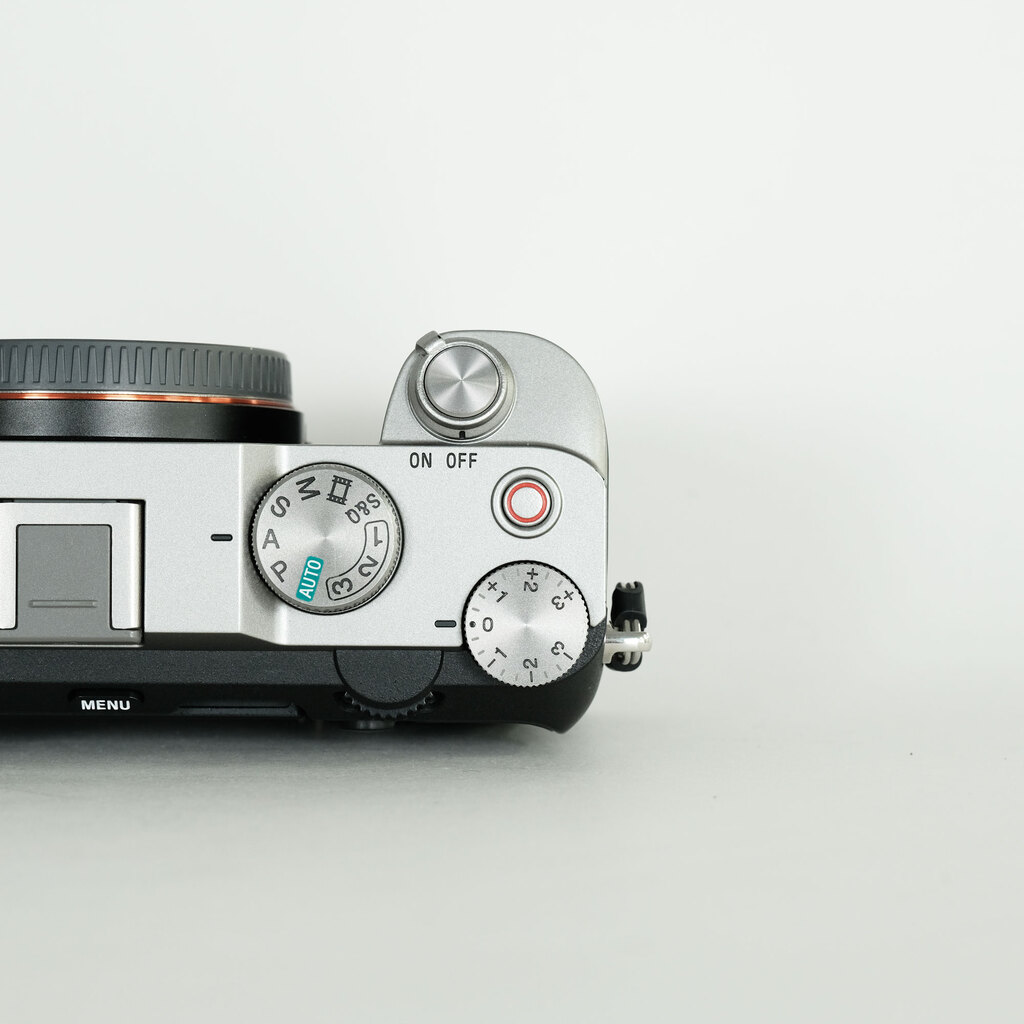 SONY α7C（ILCE-7C）の出品 | ONE SCENE（ワンシーン）