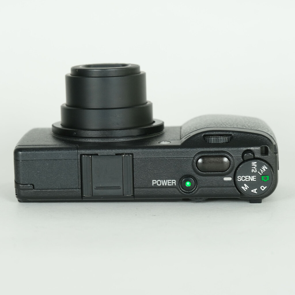 RICOH GR DIGITAL IIの出品 | ONE SCENE（ワンシーン）