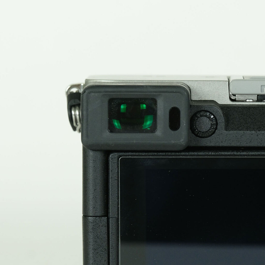 SONY α7C II（ILCE-7CM2）の出品 | ONE SCENE（ワンシーン）